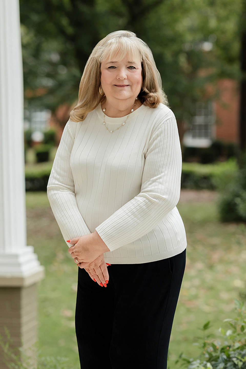 Becky Bangert – Landmark Realty
